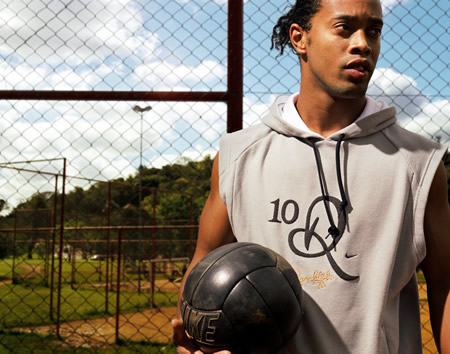 The Legend of R10: Nike Tiempo Ronaldinho R10