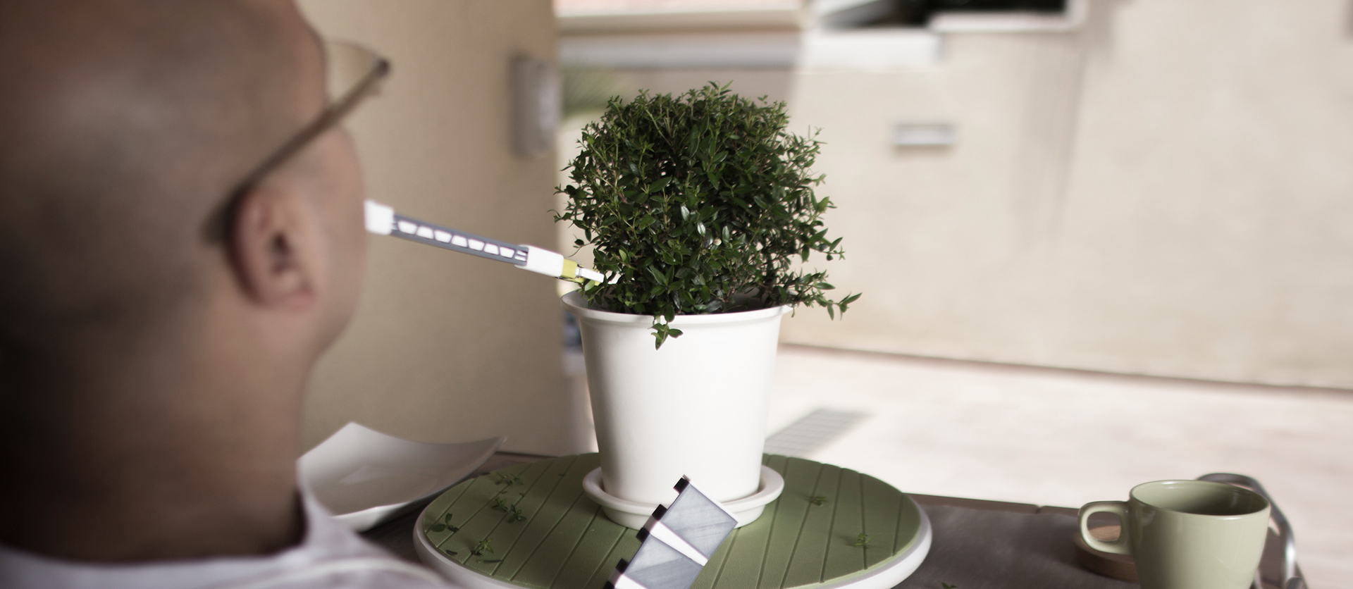 COLIBRI - BITE OPERATED MOUTH STICK FOR PEOPLE WITH DISABILITY