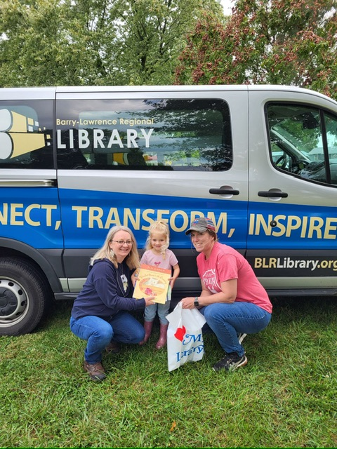 "Pop-Up Library" Makes A Big Impact in Smaller Communities