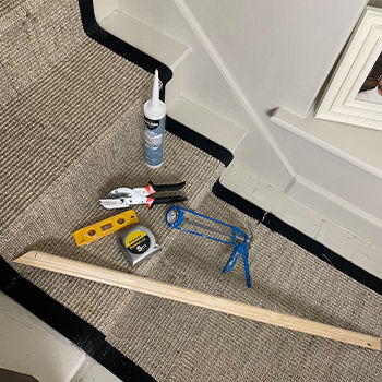 How to panel a staircase wall: an easy DIY tutorial