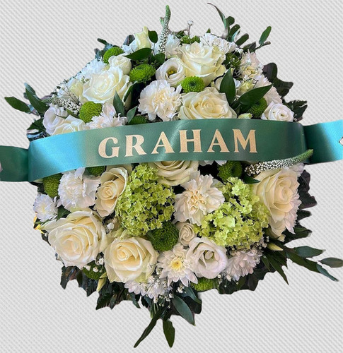 Green & White Posy | Primrose & Poppies