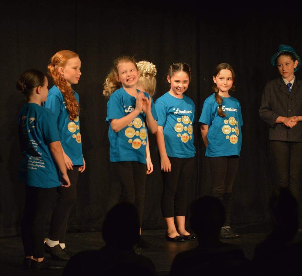 Gallery | devinedramadance