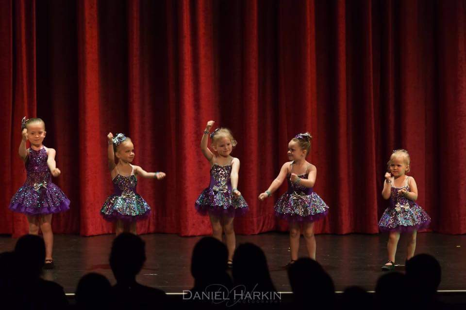 Gallery | devinedramadance