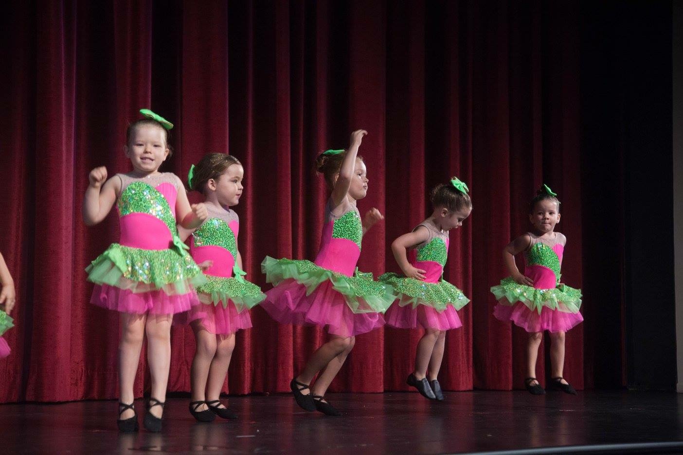 Gallery | devinedramadance