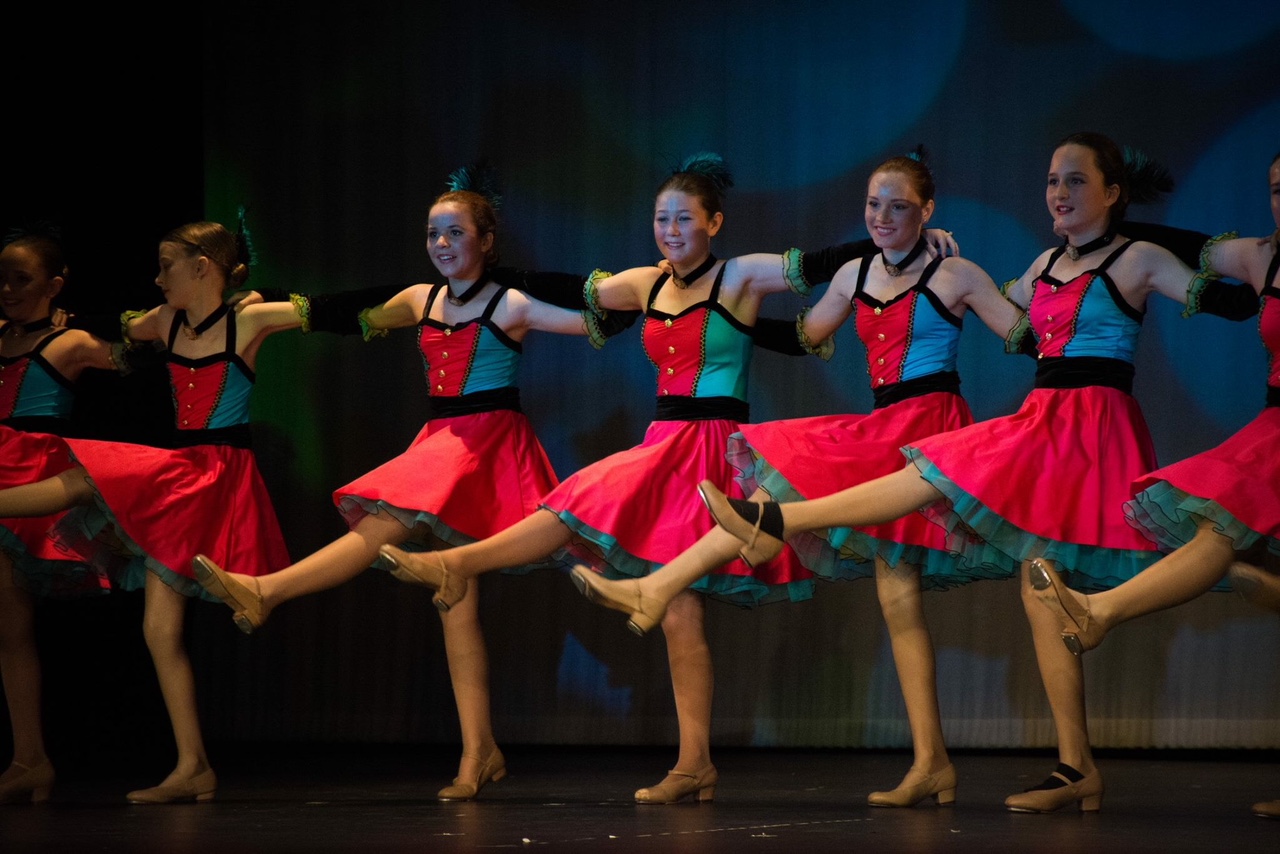 Gallery | devinedramadance