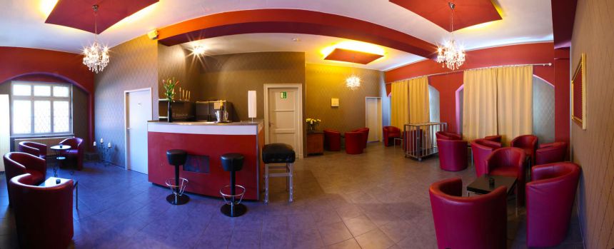 Lady Xara Langzeittrainings