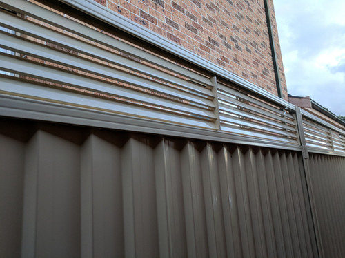 Colorbond Fence Panel with 300mm LOUVRE Inserts | fencingsydney