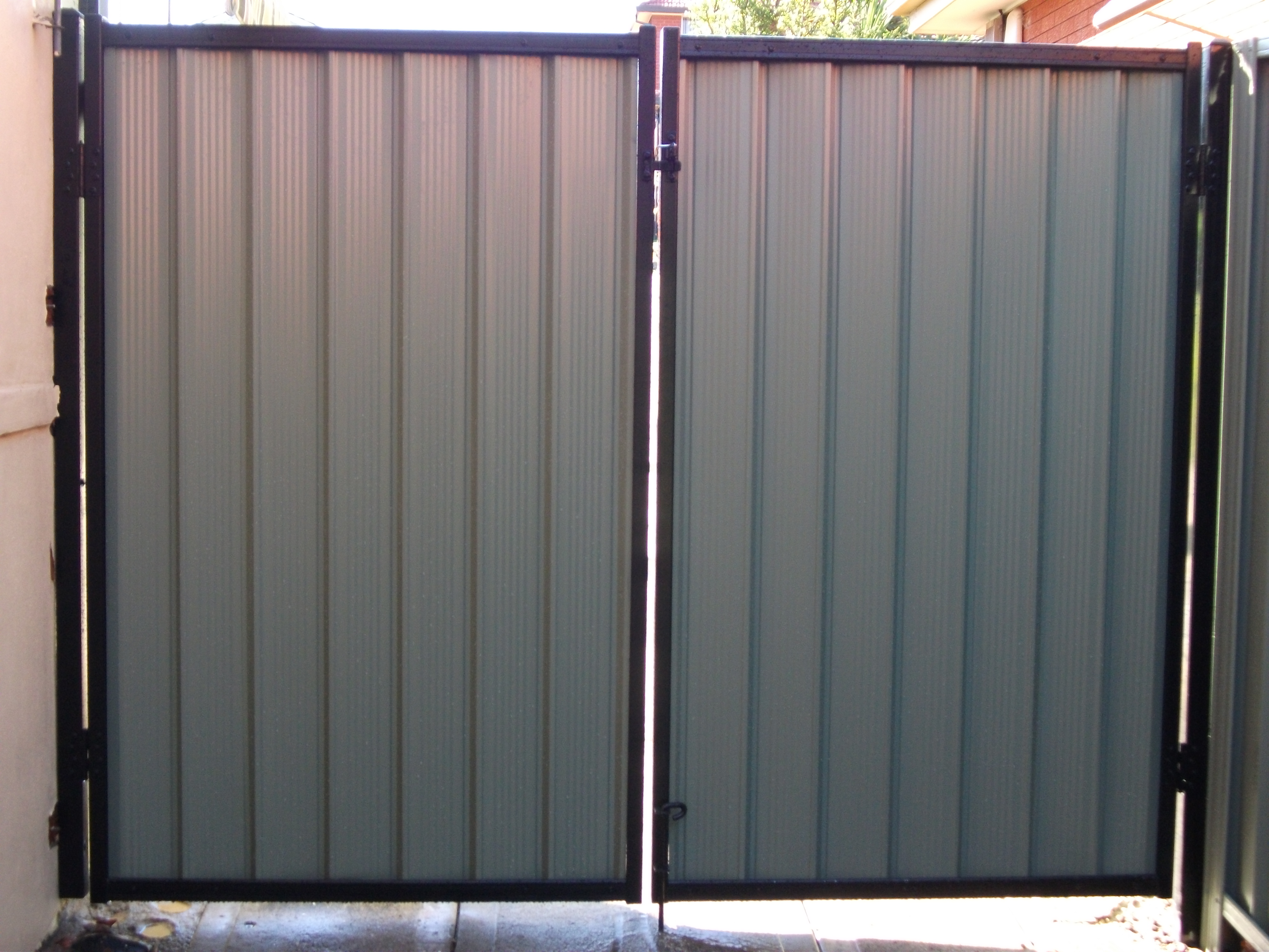 Fencing Sydney | Colorbond Fencing | Blacktown NSW