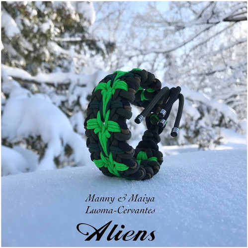 Aliens Paracord Bracelet | Pull Tight Paracord