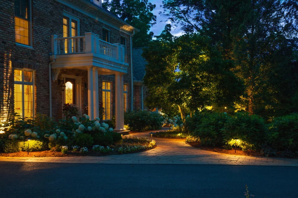 LANDSCAPE LIGHTING | StoneWall Landscapes | Boston | Landscape Design ...