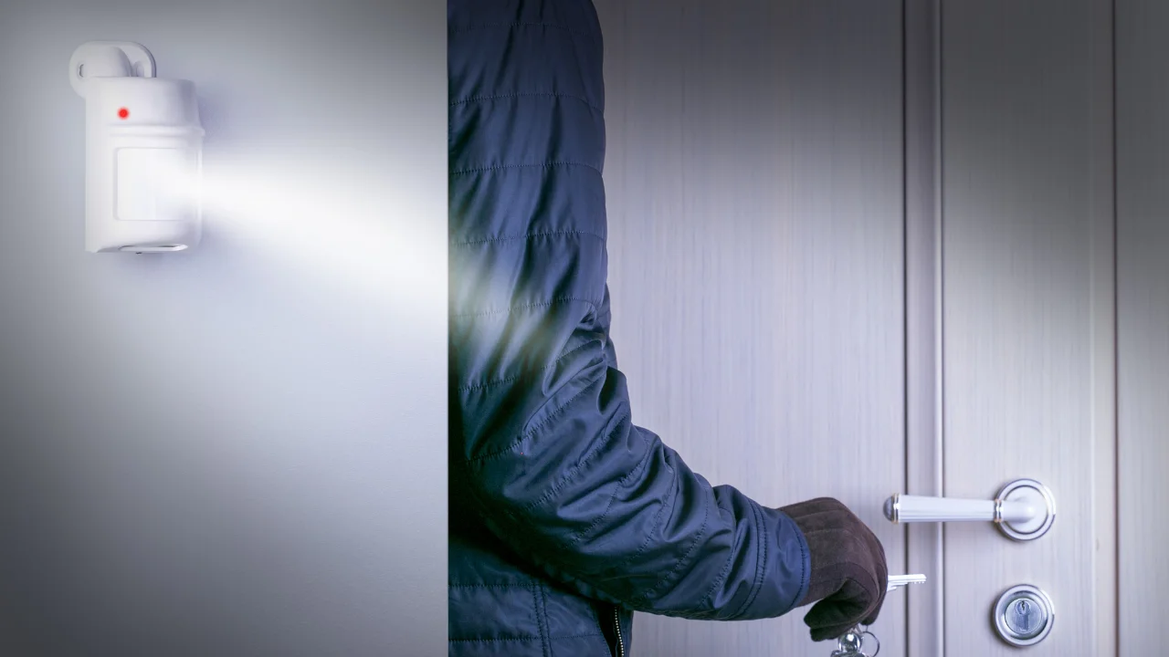 ¿Cómo funciona una alarma con sensor de movimiento?https://static ...