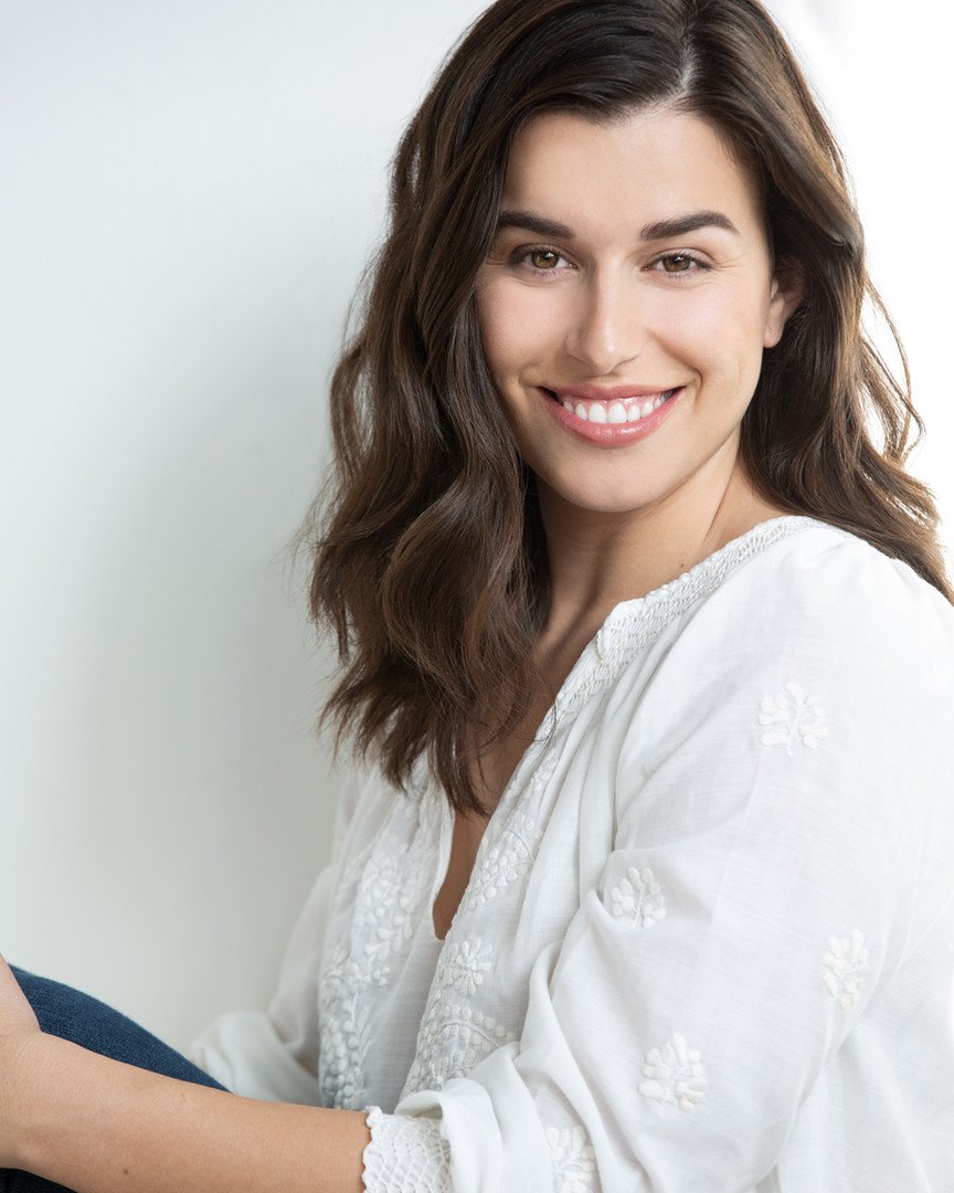 About | alexandra-augustine