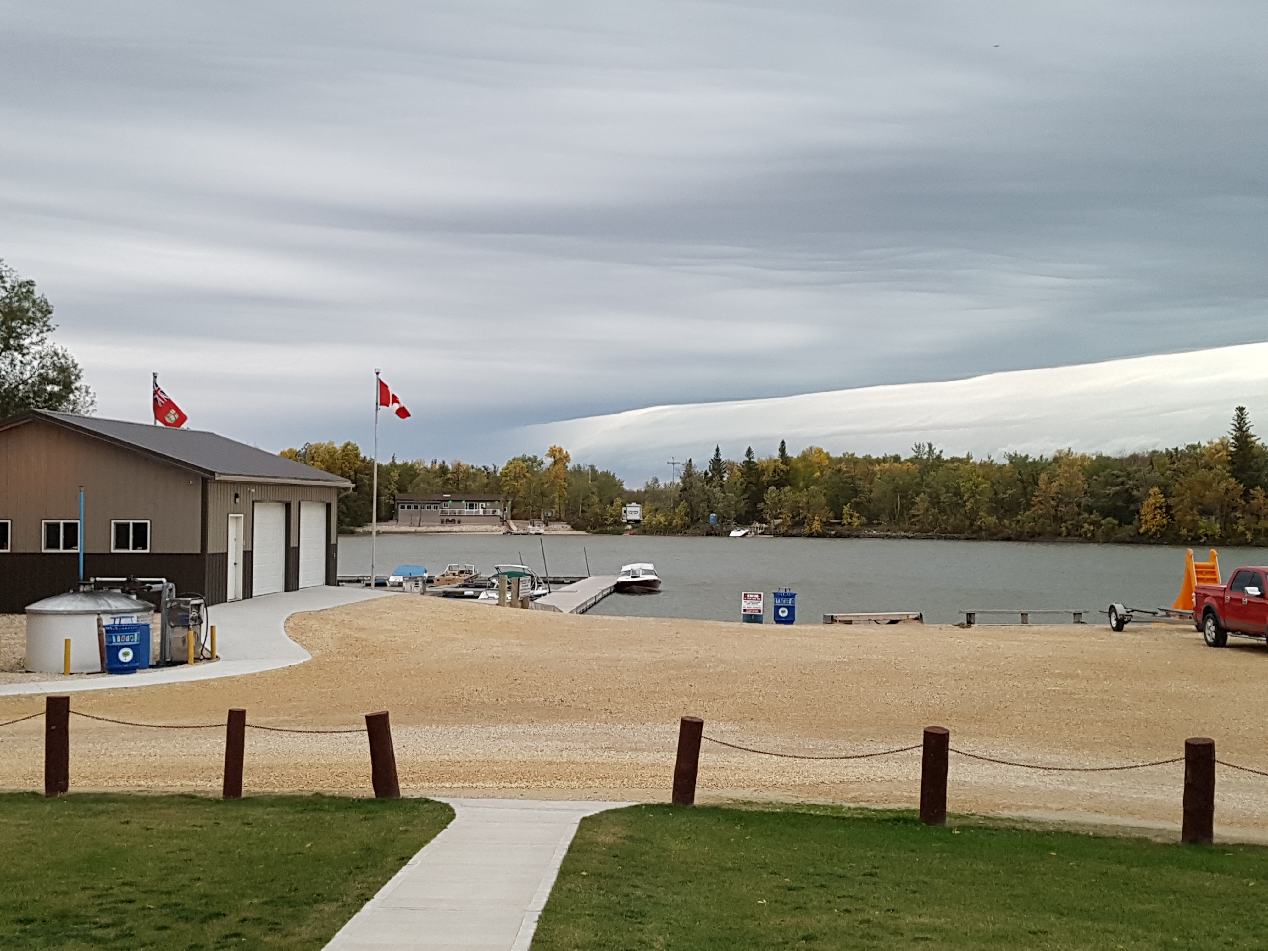 Home | Chesley's Resort Petersfield Manitoba on Netley Creek