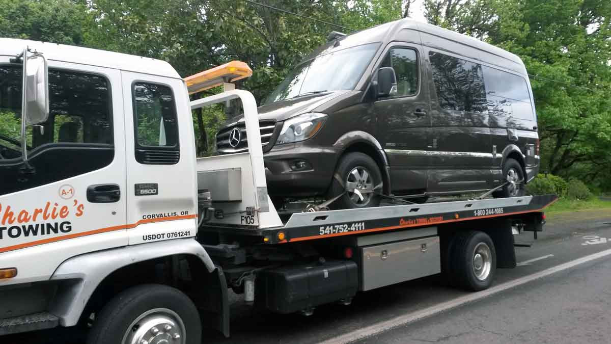 A1 Charlie's Towing | 24/7 roadside assistance Corvallis | 3444 ...