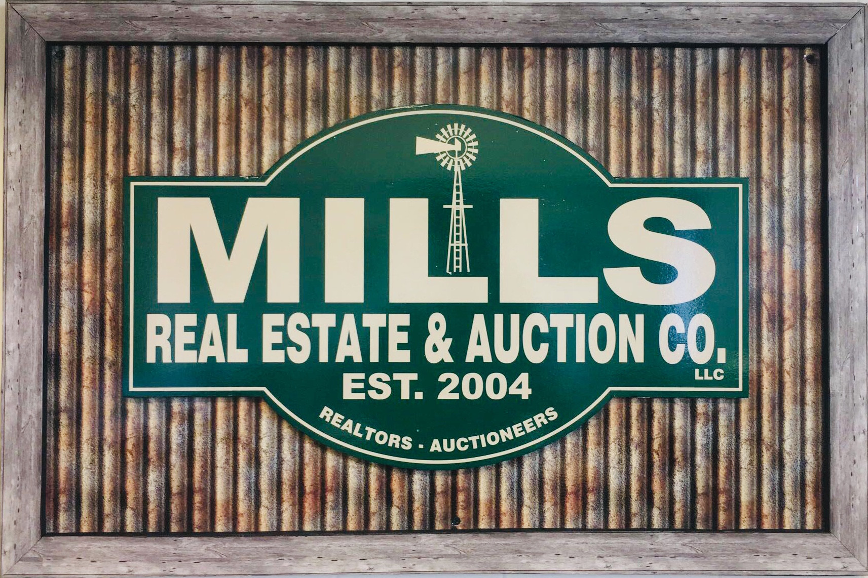 Russell Mills | United States | Www.rsmillsauctions.com