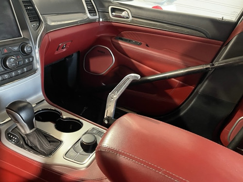 Durango/Trackhawk Parachute Handle Bracket (WK2) | GearheadFab