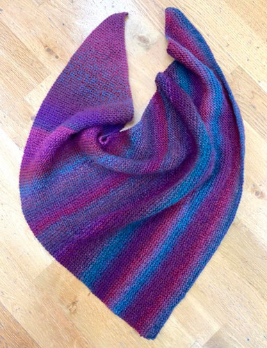 Darling Wrap PDF Pattern - Knit An Easy Triangle Wrap | The Blue Box