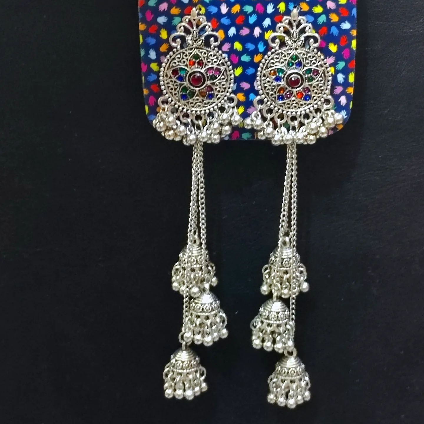 Buy Exclusive Collection of Jhumkay Online in Pakistan | Saqafat