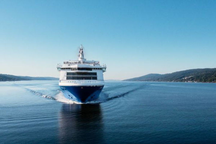 Hydrogen Powered Shipping