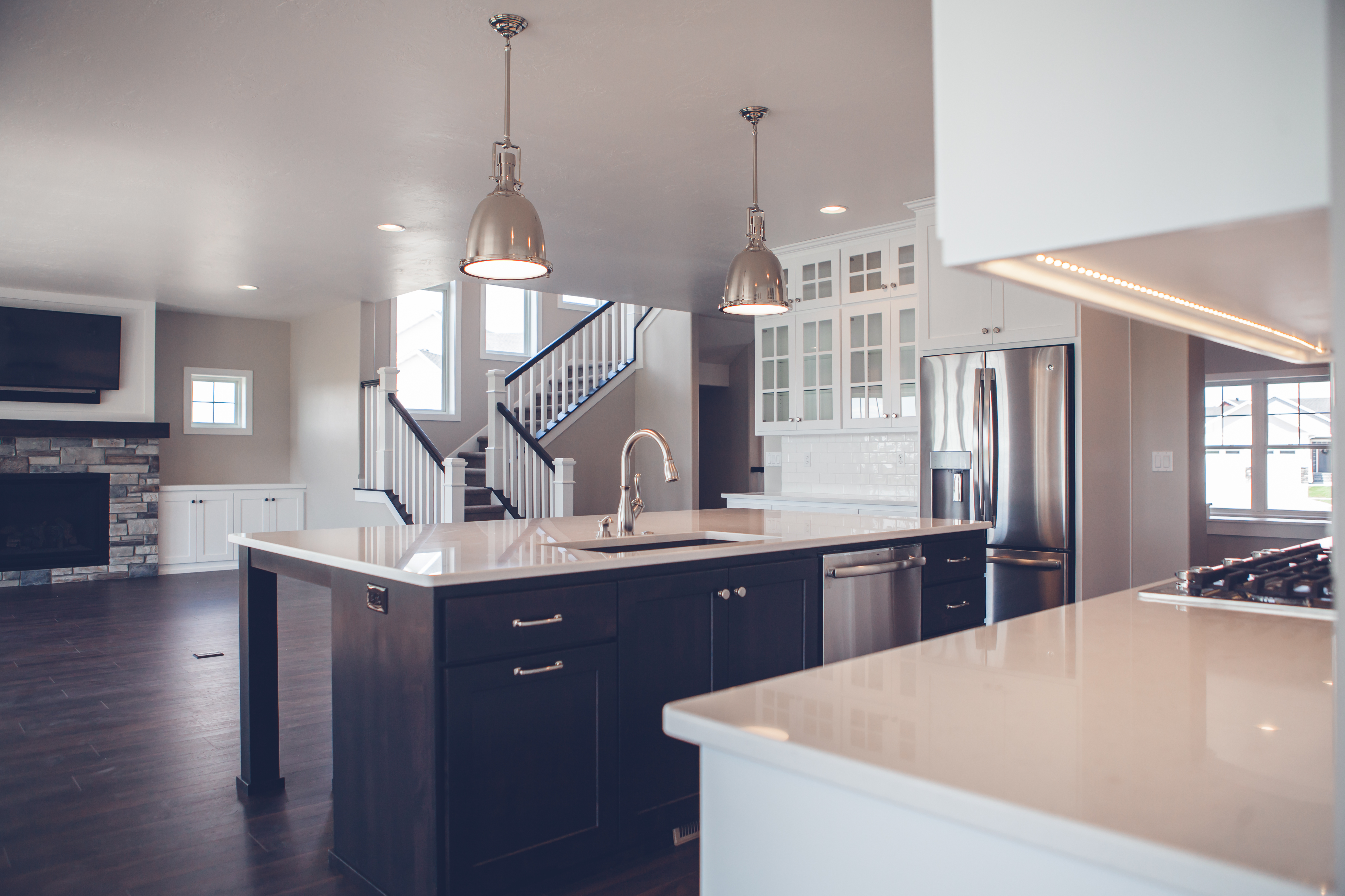 Titan Homes White Kitchens