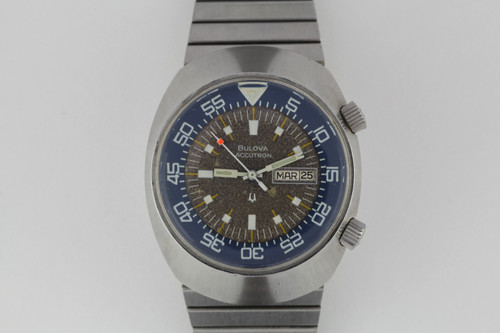 Bulova Accutron Super Compressor 666 Feet Diver Tropical | TimeMerchants