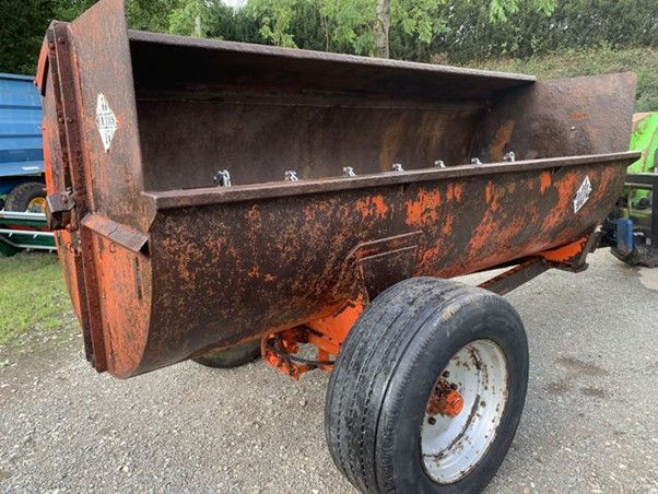 Slurry Tankers & Muck Spreaders | Alistair Duncan Mach