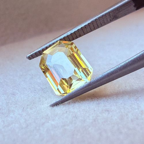 1.78 ct Yellow Octagon Cut Natural Unheated Ceylon Sapphire Inc. Cert ...