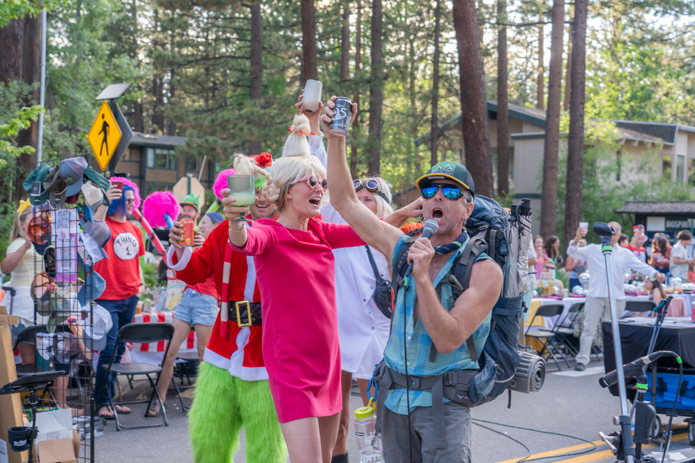 The Longest Dinner Table South Lake Tahoe | Longest Dinner Table