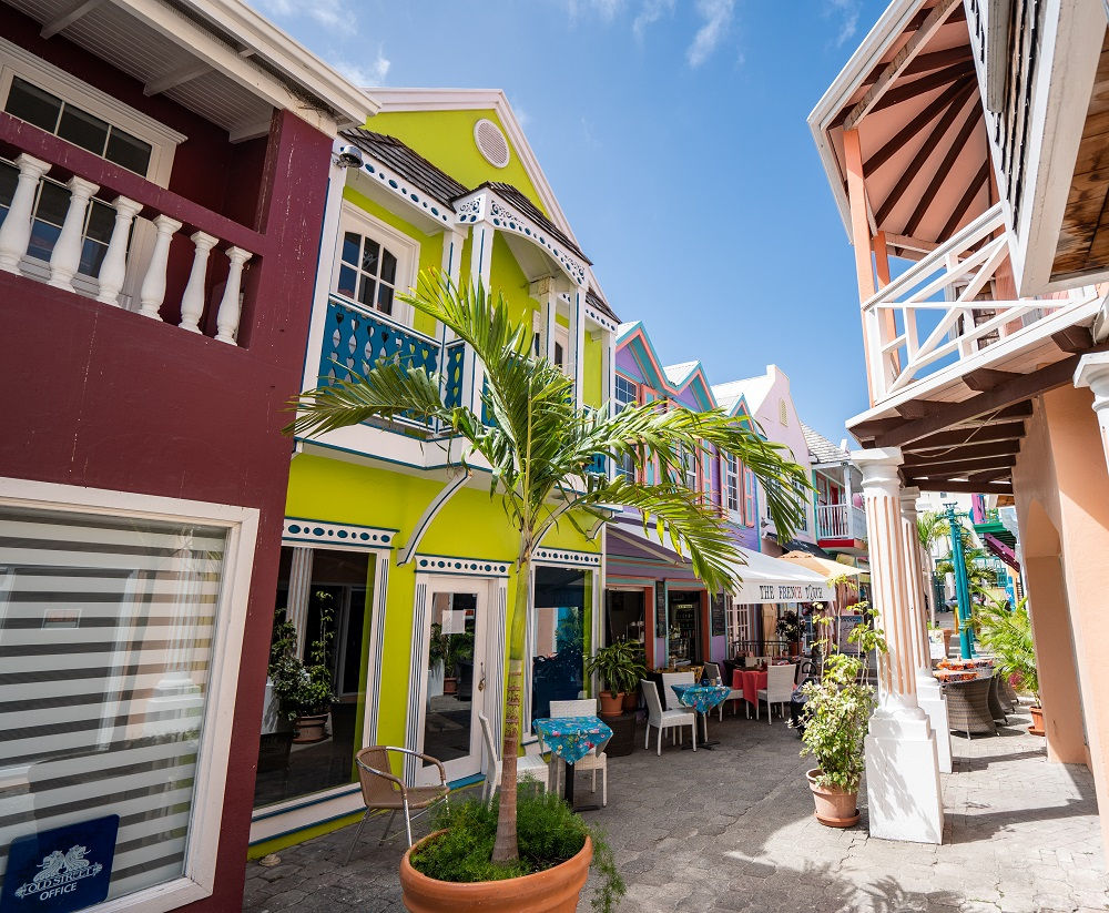 5 Reasons You Should Visit St. Maarten this Summer