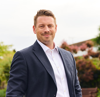 Thomas & Tate // Our Teams