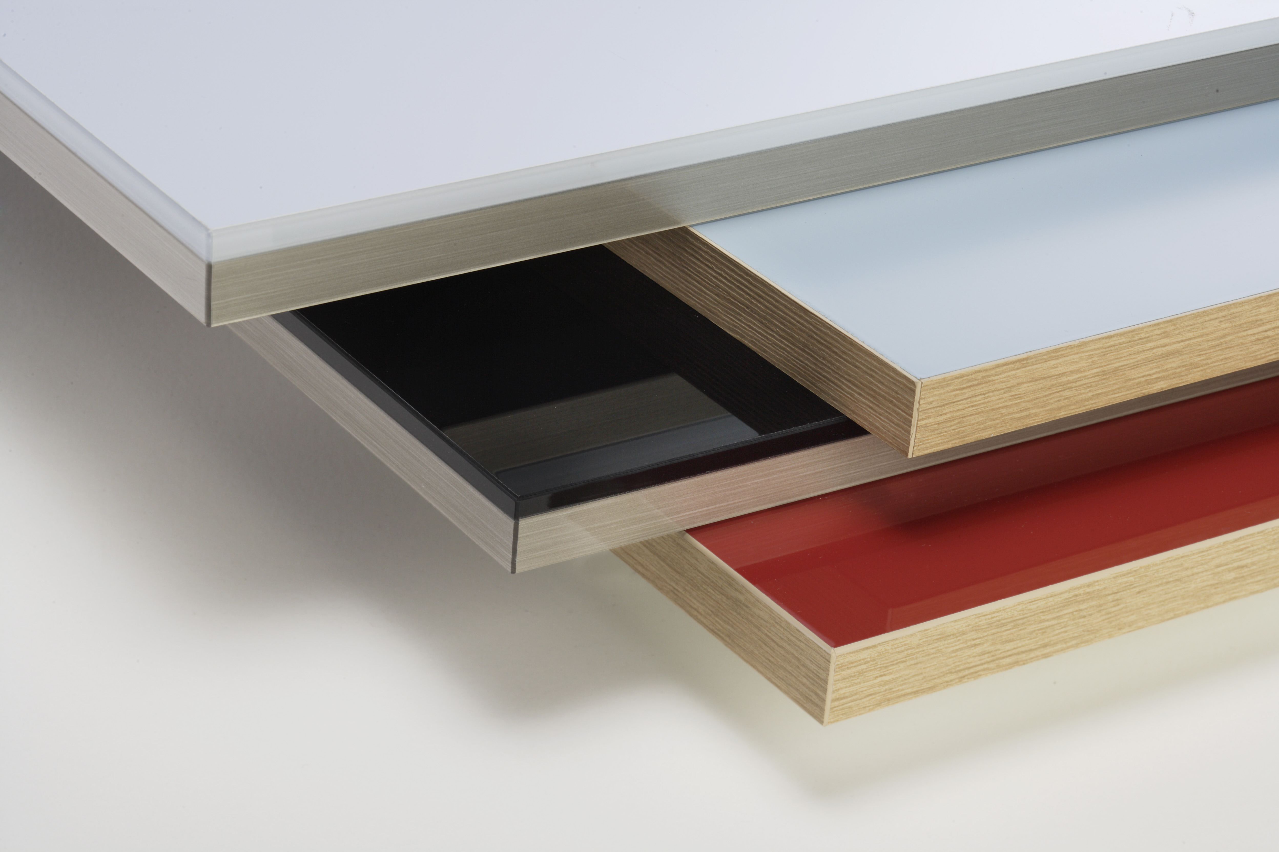 AEF GmbH | Produkte | UV Lack