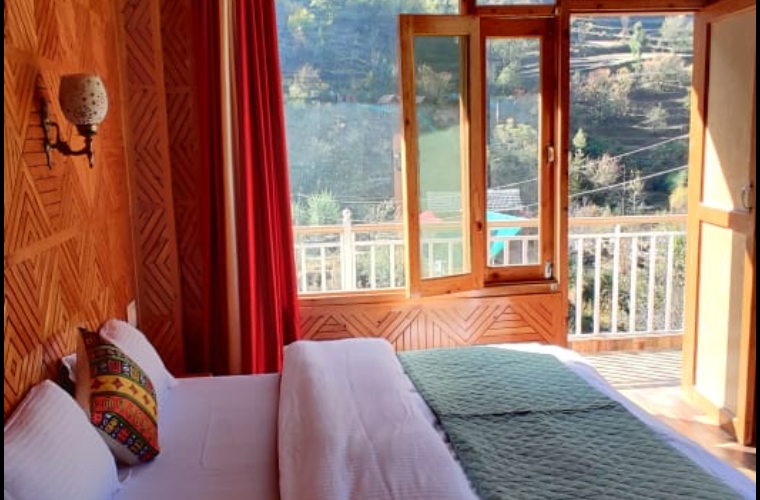 Workation in Himachal Pradesh: 15 Best Homestays and Hotels