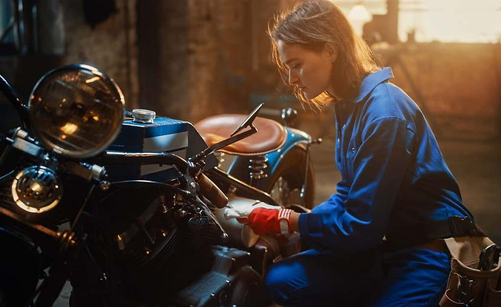 The Ultimate Guide to Motorcycle Maintenance Schedule: What You Need to ...