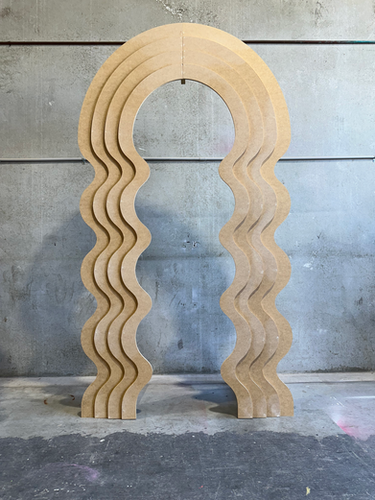 Wavy stacked hollow backdrop | My Site