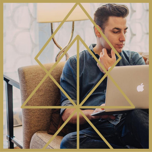 WEBSITE REVIEW | Avery Ford