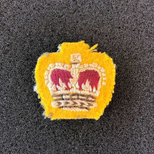 Australian Army Armoured Corps (Yellow) Crown | micksmedals