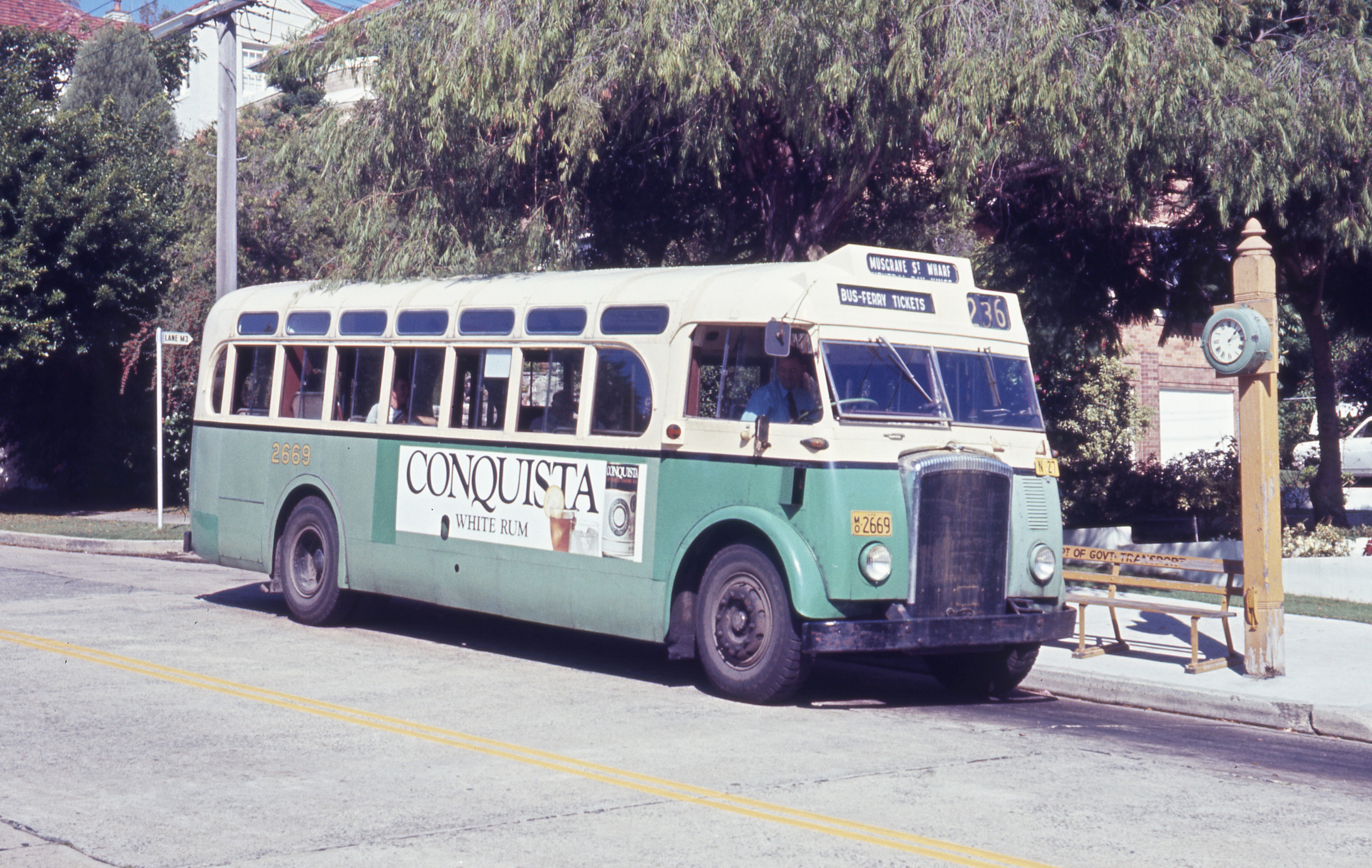 Daimler CGV6SD 2669 | Sydney Bus Museum