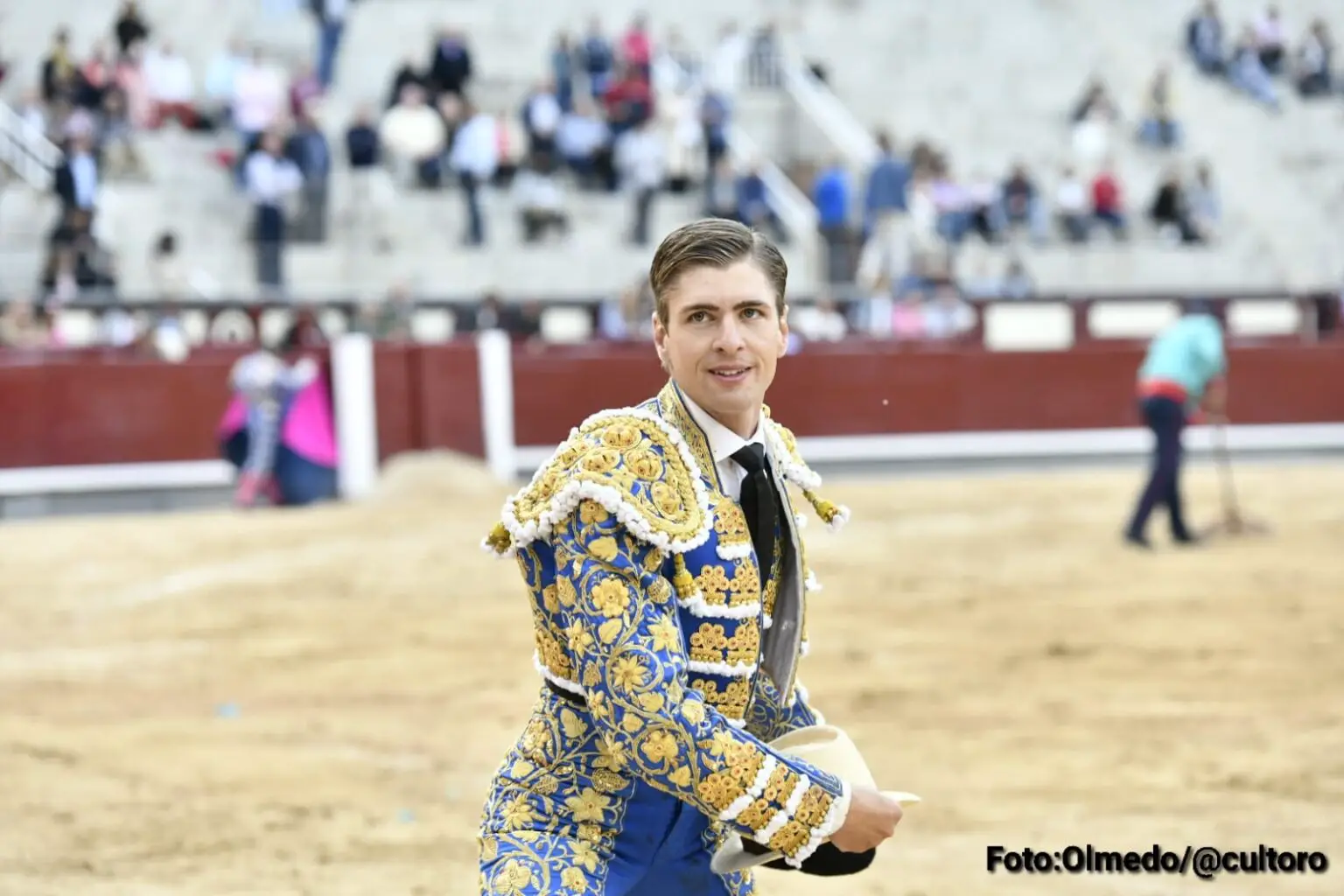 Alejandro Mora vuelve a dejar huella en Madrid con una vuelta al ruedo