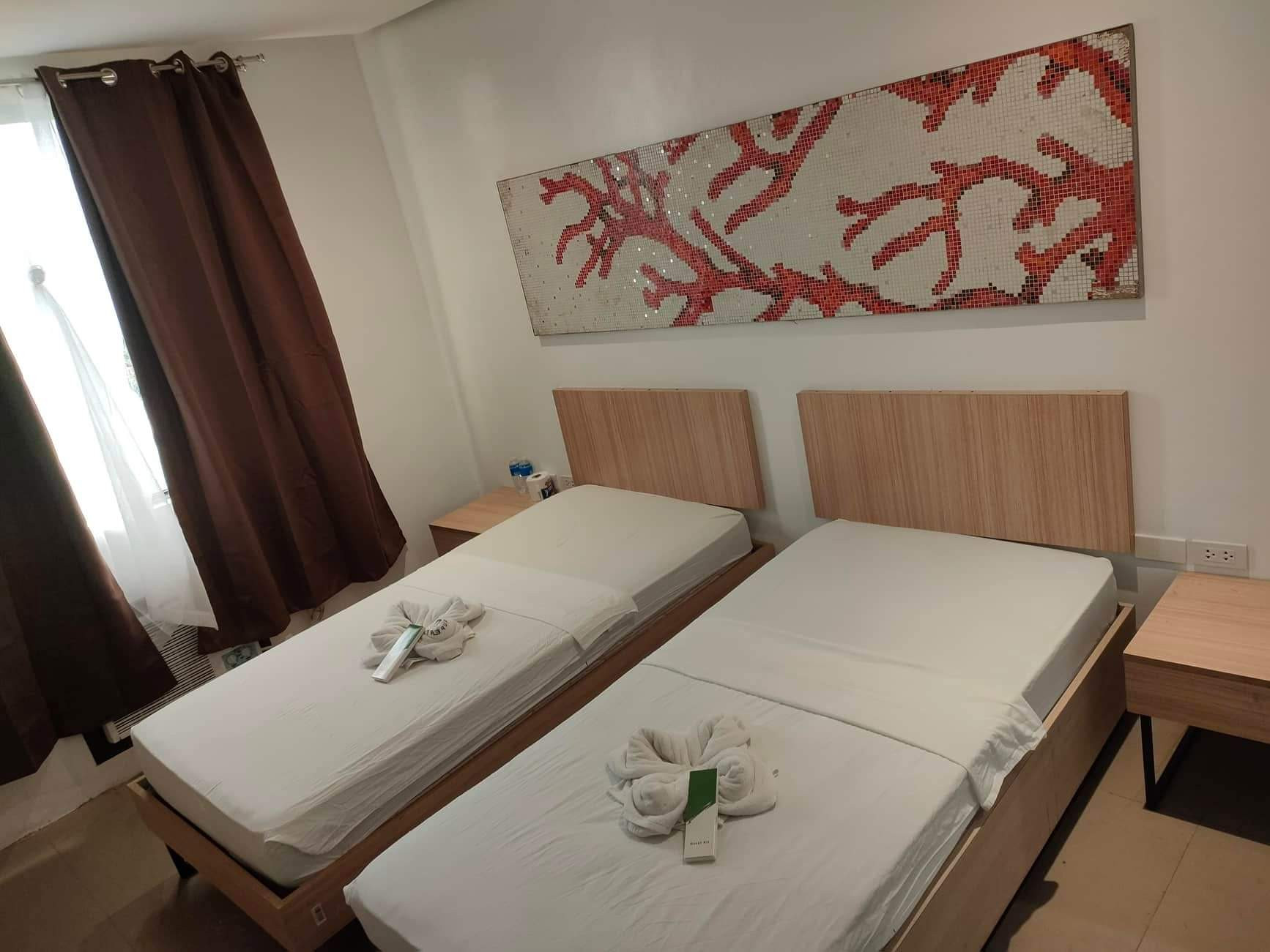 Bed and Headboard | iMaverick Intl Corp.