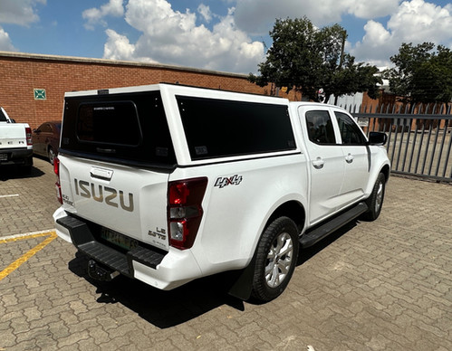 Mid Range New Gen Isuzu D-Max Double Cab Canopy | GZ Canopies