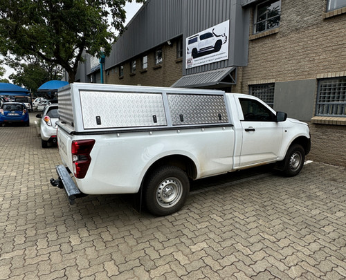 Isuzu Gen 7 Mid Range Single Cab Canopy | GZ Canopies
