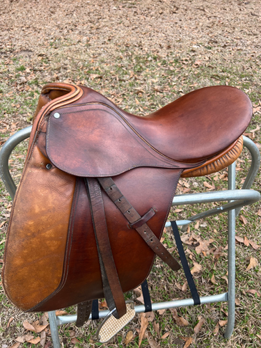 Jorge Canaves English Saddle | Barn Jo