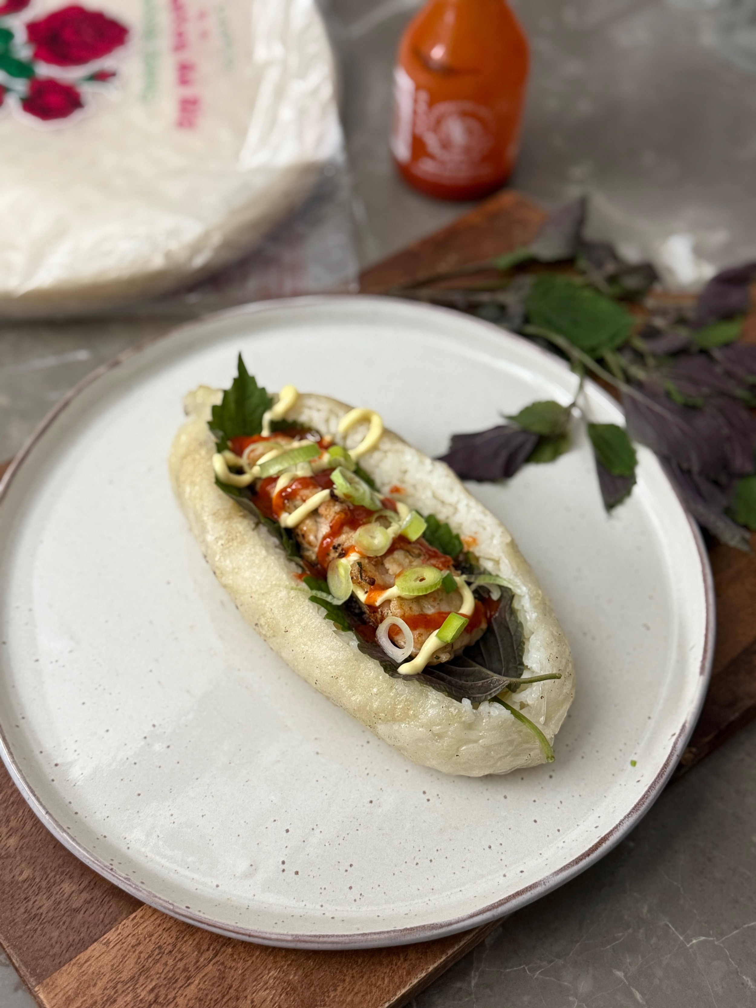 Hot-dog sans gluten aux crevettes et shiso