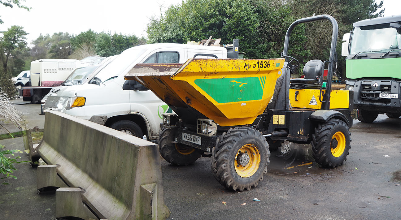 Forward Tipping Dumper Training in Manchester | Pro Trainers UK