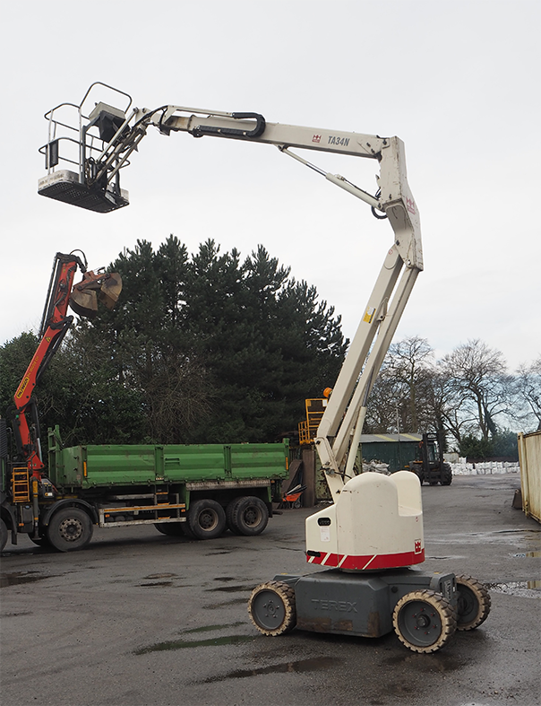 MEWP Boom Training in Manchester | Pro Trainers UK