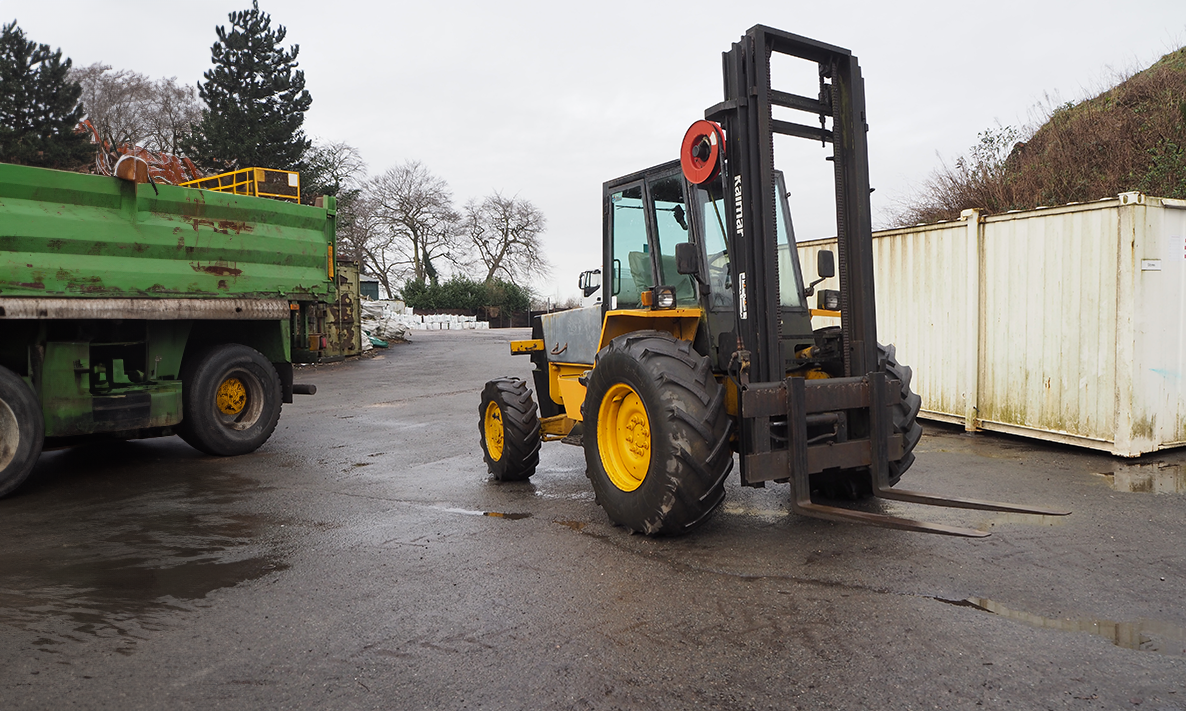 Rough Terrain Forklift Training in Manchester | Pro Trainers UK