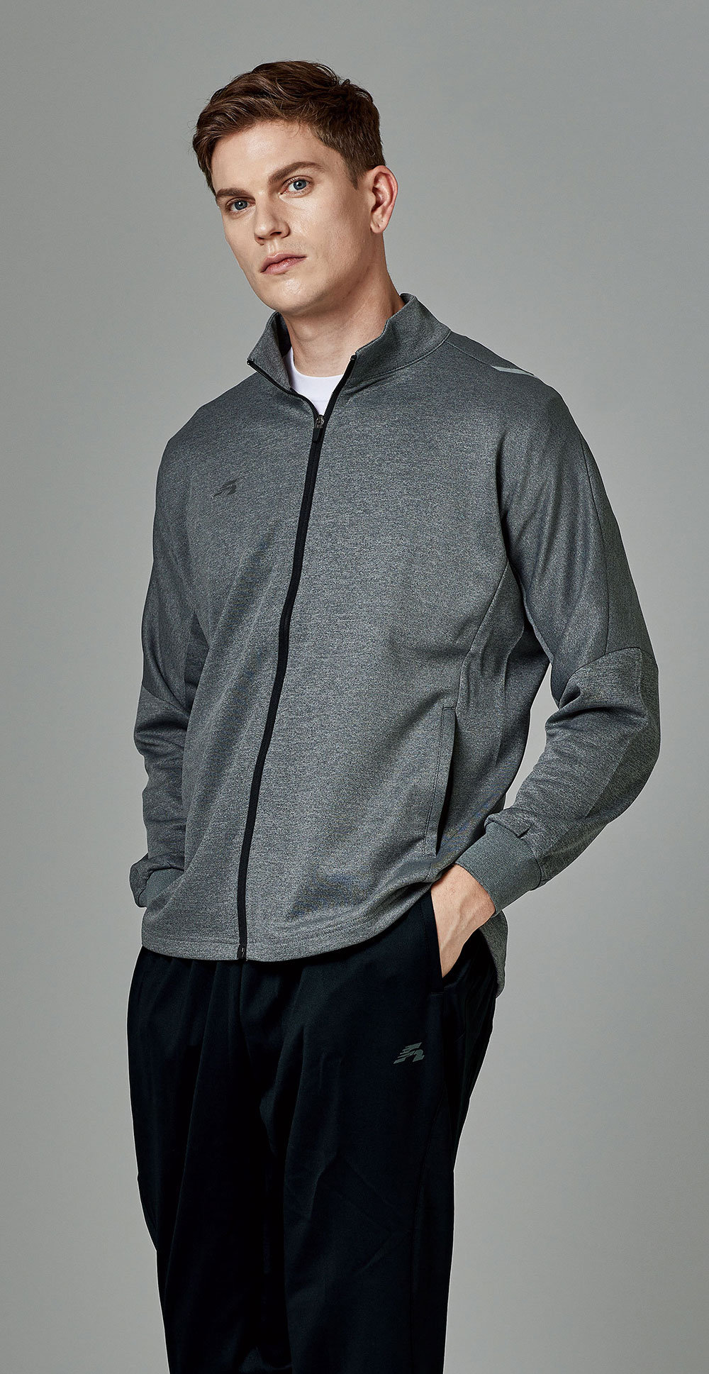 Fuzzo FZ139-2 | 아도나이단체복