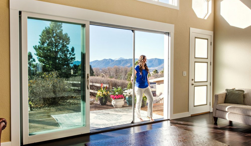 Retractable Screen Wall: Examples