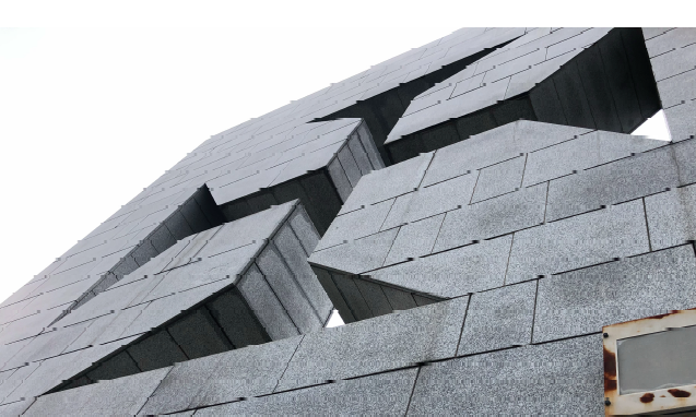 The Portuguese Cross atop Club Lusitano