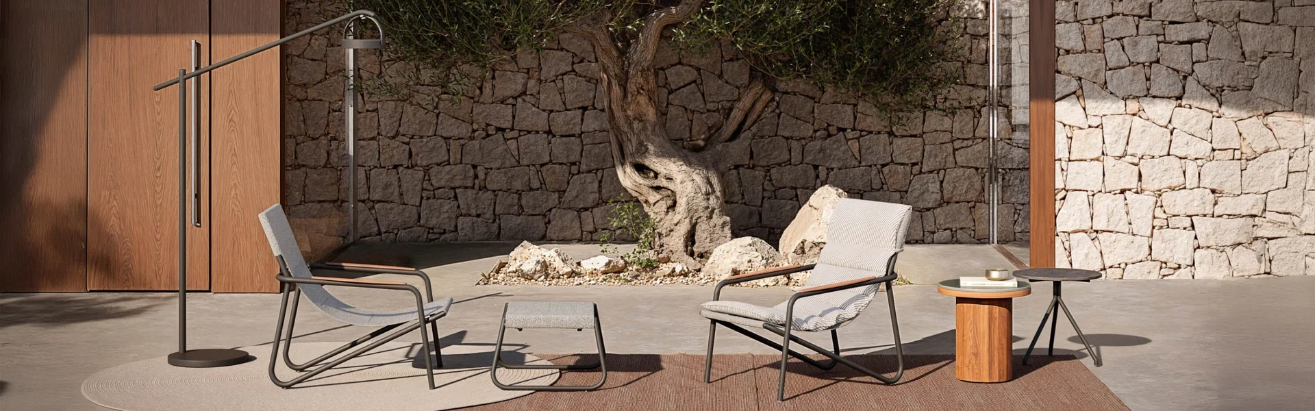 ORBIT Outdoor Floor Lamp – Adjustable LED | Atmosphera